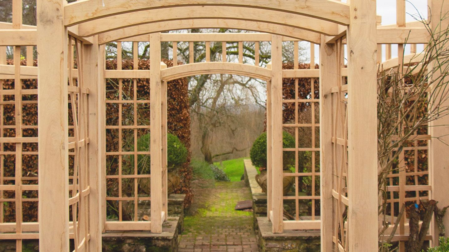 Hexagonal Pergola in Dorest